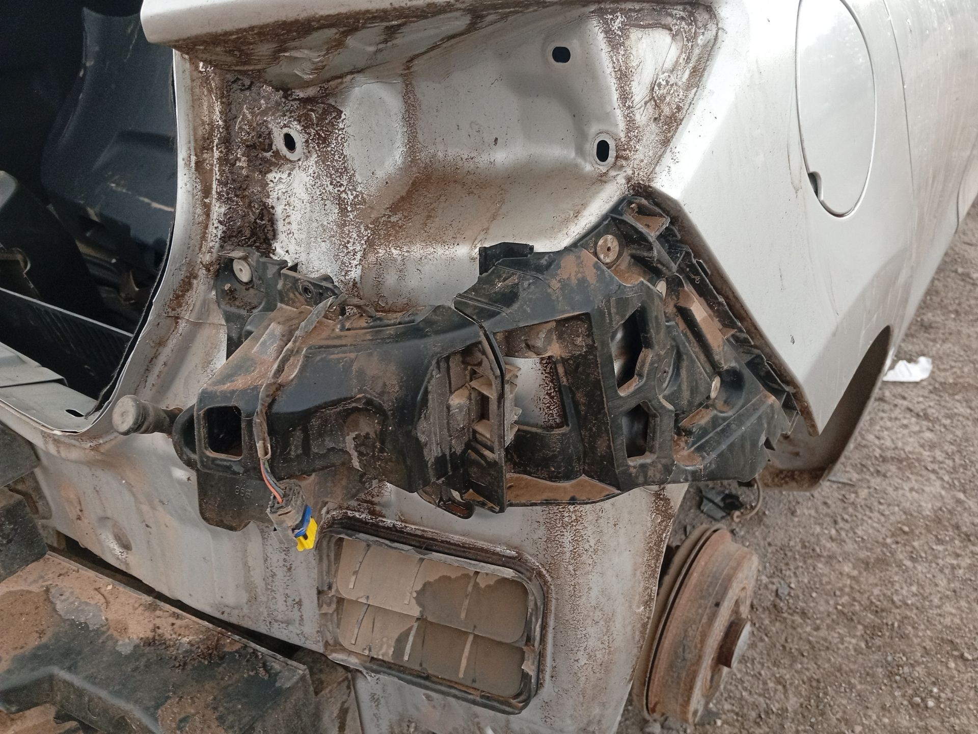 850446420R SUPPORT PARE-CHOCS ARRIÈRE DROIT / 2383628 POUR RENAULT CLIO ...